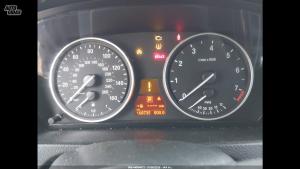 Grey BMW X5 2008 in Siauliai, with an engine capacity of 3.00 L and mileage of 275 thousand km for 3990 €, photo 7 on AUTOMOTO.COM.LV