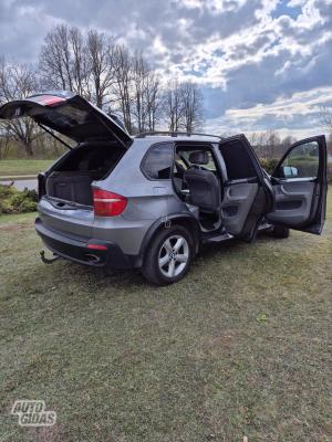 Pelēks BMW X5 2008 Marijampole, ar dzinēja tilpumu 3.00 L un nobraukumu 289 tūkst. km par 8500 €, foto  vietnē AUTOMOTO.COM.LV