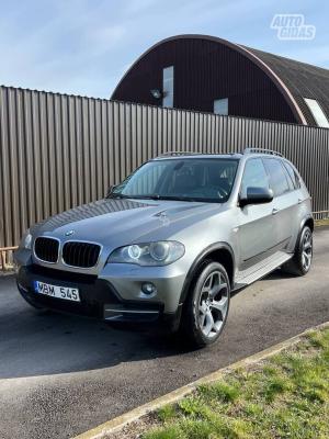 Grey BMW X5 2008 in Marijampole, with an engine capacity of 3.00 L and mileage of 354 thousand km for 6600 €, photo  on AUTOMOTO.COM.LV