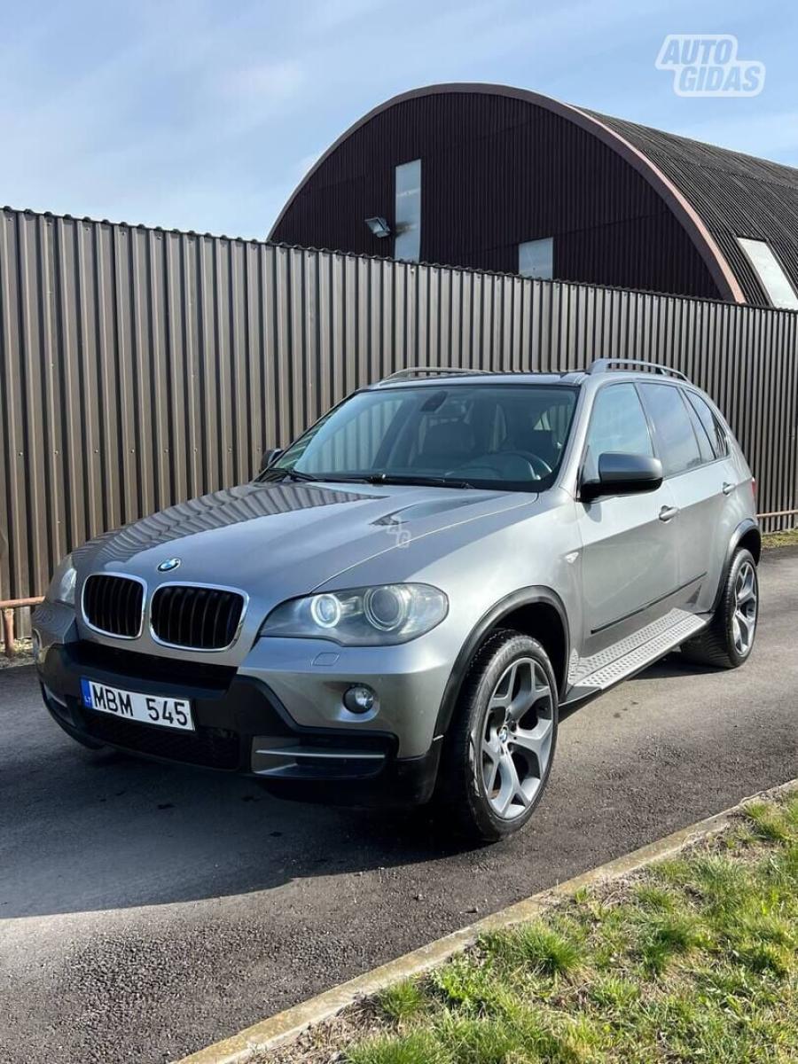 Grey BMW X5 2008 in Marijampole, with an engine capacity of 3.00 L and mileage of 354 thousand km for 6600 €, photo 1 on AUTOMOTO.COM.LV