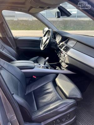 Grey BMW X5 2008 in Marijampole, with an engine capacity of 3.00 L and mileage of 354 thousand km for 6600 €, photo 10 on AUTOMOTO.COM.LV