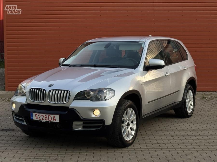 Grey BMW X5 2008 in Kaunas, with an engine capacity of 3.00 L and mileage of 370 thousand km for 5500 €, photo 3 on AUTOMOTO.COM.LV