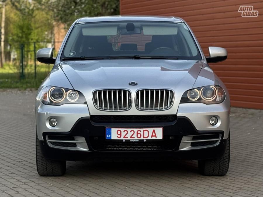 Grey BMW X5 2008 in Kaunas, with an engine capacity of 3.00 L and mileage of 370 thousand km for 5500 €, photo 6 on AUTOMOTO.COM.LV