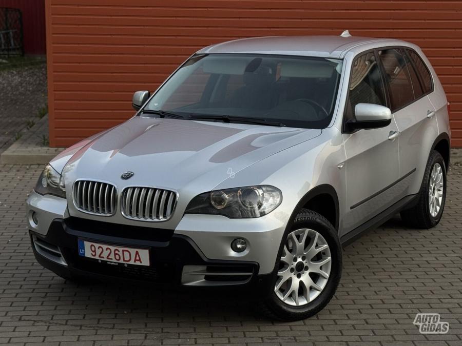 Grey BMW X5 2008 in Kaunas, with an engine capacity of 3.00 L and mileage of 370 thousand km for 5500 €, photo 8 on AUTOMOTO.COM.LV