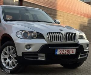 Grey BMW X5 2008 in Kaunas, with an engine capacity of 3.00 L and mileage of 370 thousand km for 5500 €, photo 13 on AUTOMOTO.COM.LV