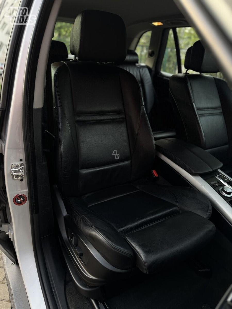 Grey BMW X5 2008 in Kaunas, with an engine capacity of 3.00 L and mileage of 370 thousand km for 5500 €, photo 20 on AUTOMOTO.COM.LV