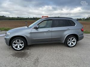 Grey BMW X5 2008 in Vilnius, with an engine capacity of 3.00 L and mileage of 369 thousand km for 8300 €, photo 4 on AUTOMOTO.COM.LV