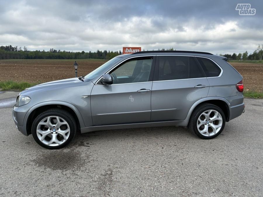 Grey BMW X5 2008 in Vilnius, with an engine capacity of 3.00 L and mileage of 369 thousand km for 8300 €, photo 4 on AUTOMOTO.COM.LV
