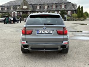 Grey BMW X5 2008 in Vilnius, with an engine capacity of 3.00 L and mileage of 369 thousand km for 8300 €, photo 5 on AUTOMOTO.COM.LV