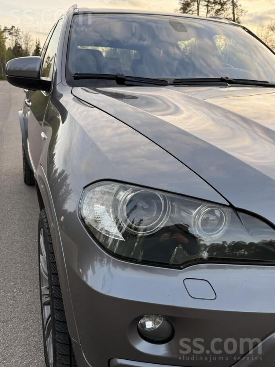 Pelēks BMW X5 2008 Rīga, ar dzinēja tilpumu 3.00 L un nobraukumu 435 tūkst. km par 8700 €, foto 9 vietnē AUTOMOTO.COM.LV