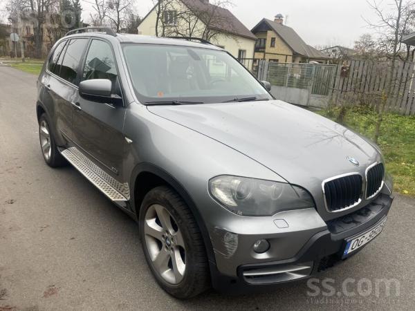Pelēks BMW X5 2008 Rīga, ar dzinēja tilpumu 3.00 L un nobraukumu 328 tūkst. km par 6000 €, foto 3 vietnē AUTOMOTO.COM.LV