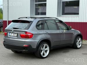 Pelēks BMW X5 2008 Rīga, ar dzinēja tilpumu 3.00 L un nobraukumu 229 tūkst. km par 8590 €, foto 5 vietnē AUTOMOTO.COM.LV