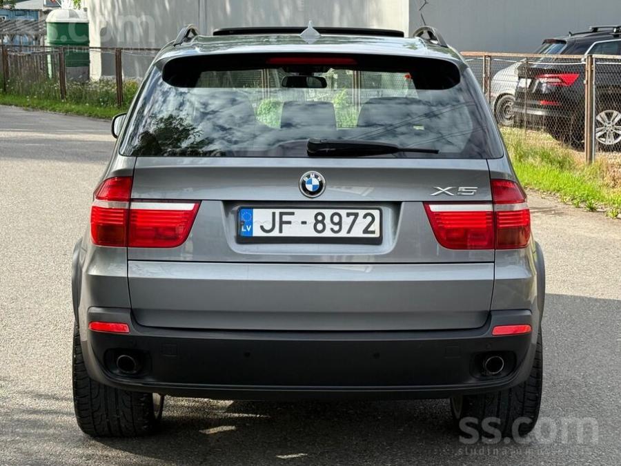 Pelēks BMW X5 2008 Rīga, ar dzinēja tilpumu 3.00 L un nobraukumu 229 tūkst. km par 8590 €, foto 12 vietnē AUTOMOTO.COM.LV