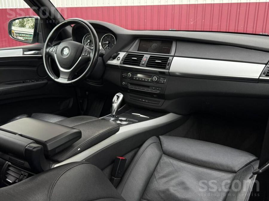 Pelēks BMW X5 2008 Rīga, ar dzinēja tilpumu 3.00 L un nobraukumu 229 tūkst. km par 8590 €, foto 13 vietnē AUTOMOTO.COM.LV