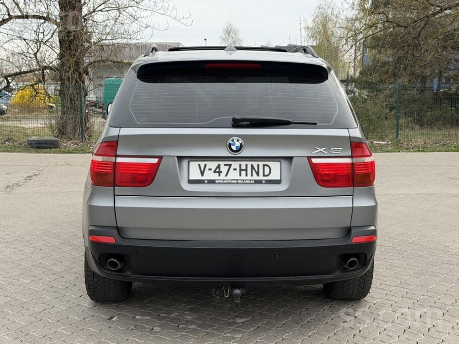 Grey BMW X5 2008 in Riga, with an engine capacity of 3.00 L and mileage of 0 thousand km for 7900 €, photo 11 on AUTOMOTO.COM.LV