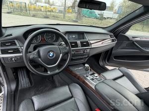 Grey BMW X5 2008 in Riga, with an engine capacity of 3.00 L and mileage of 0 thousand km for 7900 €, photo 21 on AUTOMOTO.COM.LV