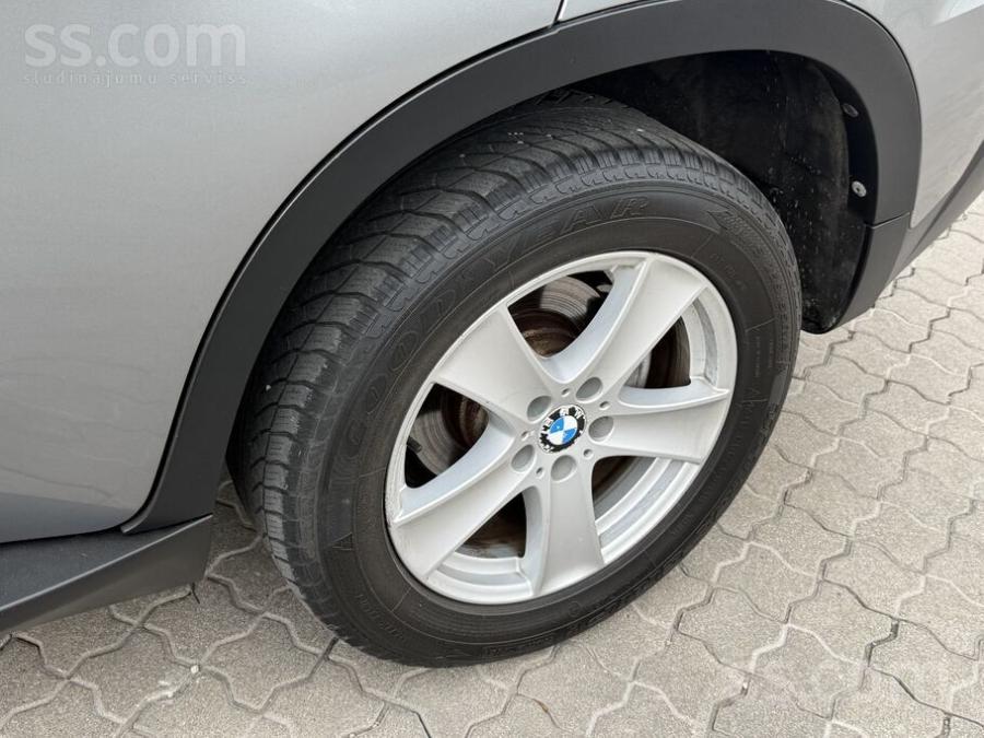 Grey BMW X5 2008 in Riga, with an engine capacity of 3.00 L and mileage of 0 thousand km for 7900 €, photo 26 on AUTOMOTO.COM.LV