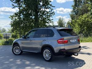 Grey BMW X5 2008 in Riga, with an engine capacity of 3.00 L and mileage of 0 thousand km for 7850 €, photo 5 on AUTOMOTO.COM.LV