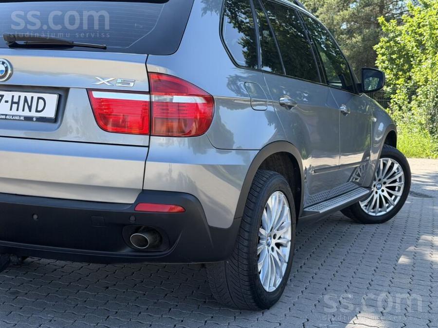 Grey BMW X5 2008 in Riga, with an engine capacity of 3.00 L and mileage of 0 thousand km for 7850 €, photo 19 on AUTOMOTO.COM.LV