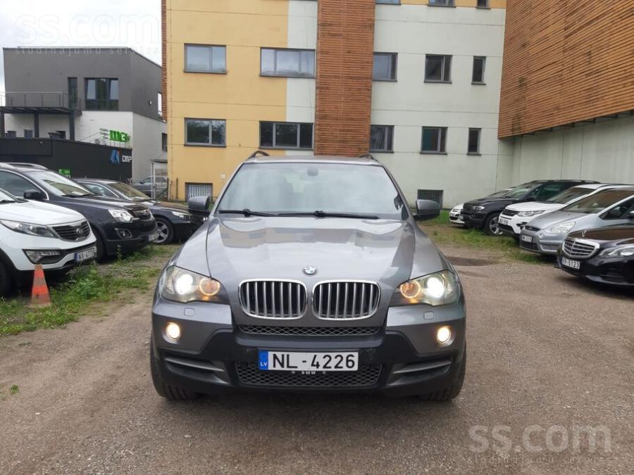 Grey BMW X5 2008 in Daugavpils, with an engine capacity of 3.00 L and mileage of 0 thousand km for 9550 €, photo 3 on AUTOMOTO.COM.LV