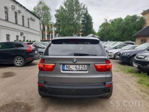 Grey BMW X5 2008 in Daugavpils, with an engine capacity of 3.00 L and mileage of 0 thousand km for 9550 €, photo 7 on AUTOMOTO.COM.LV