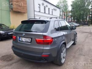 Grey BMW X5 2008 in Daugavpils, with an engine capacity of 3.00 L and mileage of 0 thousand km for 9550 €, photo 8 on AUTOMOTO.COM.LV