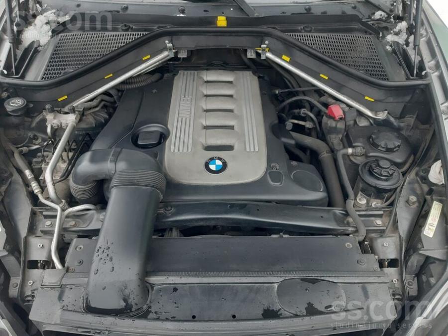 Grey BMW X5 2008 in Daugavpils, with an engine capacity of 3.00 L and mileage of 0 thousand km for 9550 €, photo 26 on AUTOMOTO.COM.LV