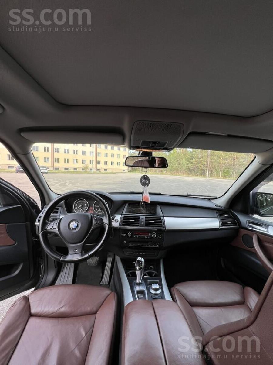 Pelēks BMW X5 2008 Rīga, ar dzinēja tilpumu 3.00 L un nobraukumu 538 tūkst. km par 7900 €, foto 9 vietnē AUTOMOTO.COM.LV