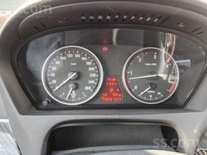 Grey BMW X5 2008 in Riga, with an engine capacity of 3.00 L and mileage of 178 thousand km for 11500 €, photo 3 on AUTOMOTO.COM.LV