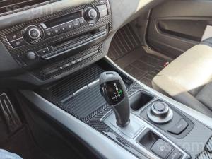 Grey BMW X5 2008 in Riga, with an engine capacity of 3.00 L and mileage of 178 thousand km for 11500 €, photo 7 on AUTOMOTO.COM.LV
