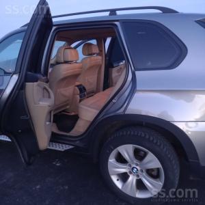 Grey BMW X5 2008 in Riga, with an engine capacity of 3.00 L and mileage of 367 thousand km for 7888 €, photo 6 on AUTOMOTO.COM.LV