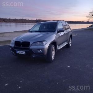 Grey BMW X5 2008 in Riga, with an engine capacity of 3.00 L and mileage of 367 thousand km for 7888 €, photo 9 on AUTOMOTO.COM.LV