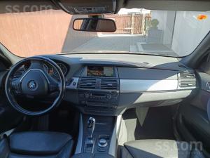 Pelēks BMW X5 2008 Rīga, ar dzinēja tilpumu 3.00 L un nobraukumu 228 tūkst. km par 8500 €, foto 8 vietnē AUTOMOTO.COM.LV