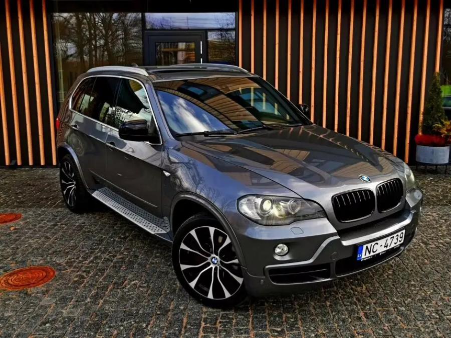 Grey BMW X5 2008 in Riga, with an engine capacity of 3.00 L and mileage of 262 thousand km for 13100 €, photo 4 on AUTOMOTO.COM.LV