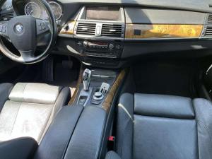 Pelēks BMW X5 2008 Plungė, ar dzinēja tilpumu 2.99 L un nobraukumu 285 tūkst. km par 5700 €, foto 11 vietnē AUTOMOTO.COM.LV