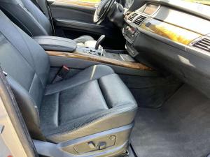 Pelēks BMW X5 2008 Plungė, ar dzinēja tilpumu 2.99 L un nobraukumu 285 tūkst. km par 5700 €, foto 12 vietnē AUTOMOTO.COM.LV