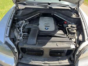 Pelēks BMW X5 2008 Plungė, ar dzinēja tilpumu 2.99 L un nobraukumu 285 tūkst. km par 5700 €, foto 21 vietnē AUTOMOTO.COM.LV