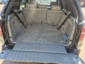 Grey BMW X5 2008 in Riga, with an engine capacity of 3.50 L and mileage of 300 thousand km for 6499 €, photo 15 on AUTOMOTO.COM.LV