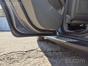 Grey BMW X5 2008 in Riga, with an engine capacity of 3.50 L and mileage of 300 thousand km for 6499 €, photo 18 on AUTOMOTO.COM.LV