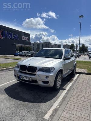 Pelēks BMW X5 2008 Rīga, ar dzinēja tilpumu 3.00 L un nobraukumu 448 tūkst. km par 6000 €, foto 6 vietnē AUTOMOTO.COM.LV
