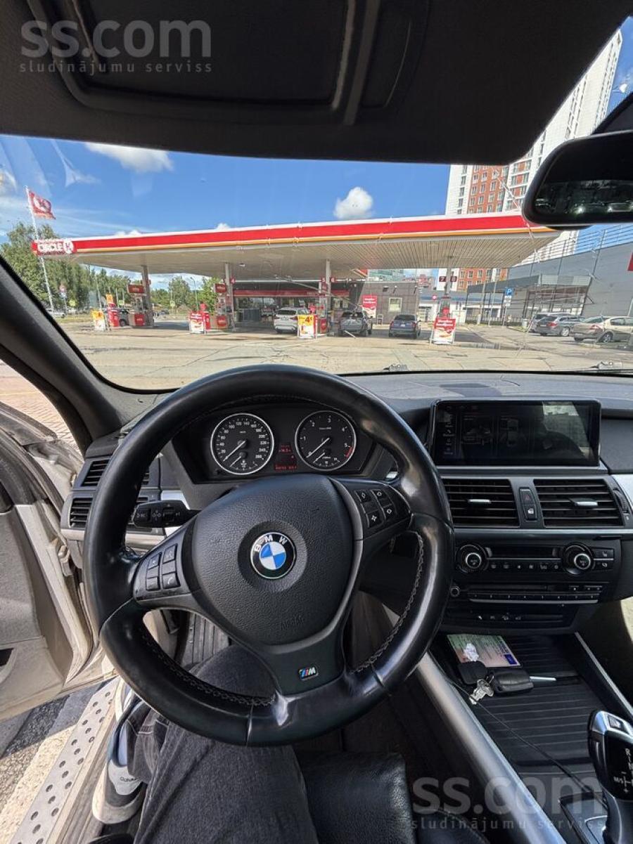 Pelēks BMW X5 2008 Rīga, ar dzinēja tilpumu 3.00 L un nobraukumu 448 tūkst. km par 6000 €, foto 8 vietnē AUTOMOTO.COM.LV