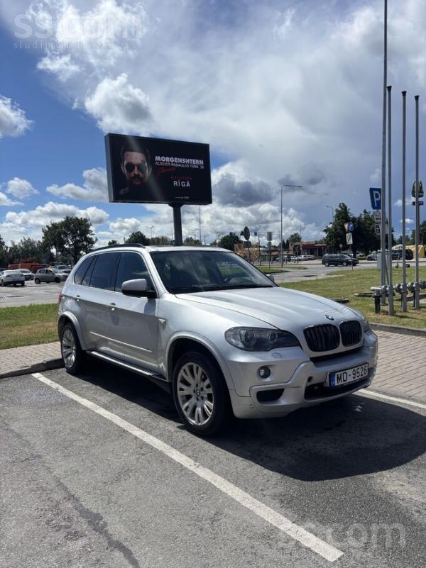 Pelēks BMW X5 2008 Rīga, ar dzinēja tilpumu 3.00 L un nobraukumu 448 tūkst. km par 5500 €, foto 4 vietnē AUTOMOTO.COM.LV