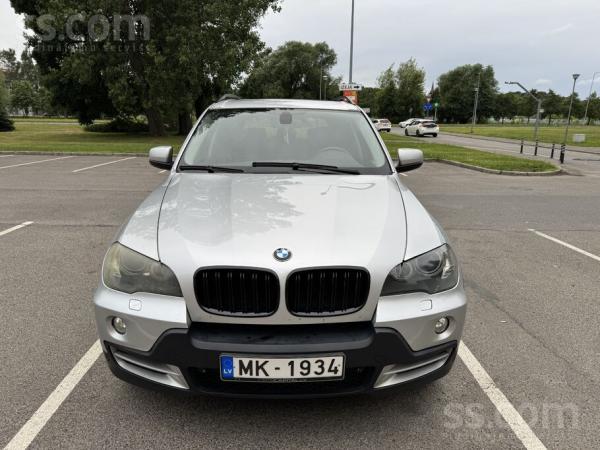 Pelēks BMW X5 2008 Rīga, ar dzinēja tilpumu 3.00 L un nobraukumu 0 tūkst. km par 7800 €, foto 2 vietnē AUTOMOTO.COM.LV