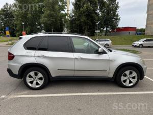 Grey BMW X5 2008 in Riga, with an engine capacity of 3.00 L and mileage of 0 thousand km for 7800 €, photo 5 on AUTOMOTO.COM.LV