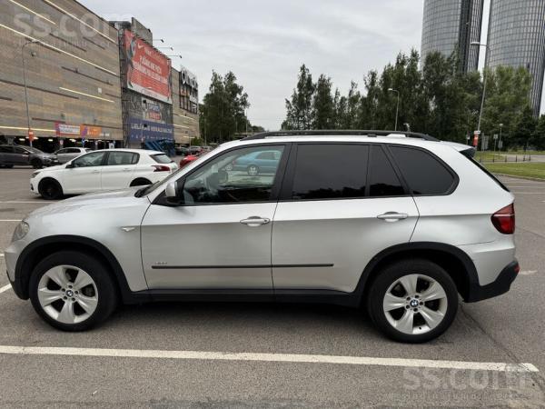 Pelēks BMW X5 2008 Rīga, ar dzinēja tilpumu 3.00 L un nobraukumu 0 tūkst. km par 7800 €, foto 5 vietnē AUTOMOTO.COM.LV