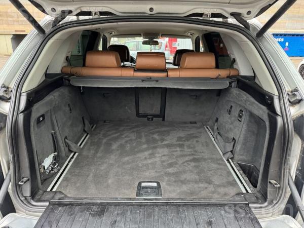 Pelēks BMW X5 2008 Rīga, ar dzinēja tilpumu 3.00 L un nobraukumu 0 tūkst. km par 7800 €, foto 7 vietnē AUTOMOTO.COM.LV