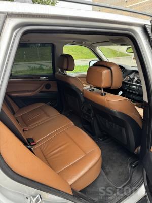 Grey BMW X5 2008 in Riga, with an engine capacity of 3.00 L and mileage of 0 thousand km for 7800 €, photo 15 on AUTOMOTO.COM.LV