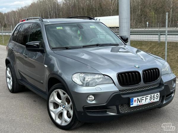 Pelēks BMW X5 2008 Kauņa, ar dzinēja tilpumu 4.80 L un nobraukumu 326 tūkst. km par 5650 €, foto 1 vietnē AUTOMOTO.COM.LV