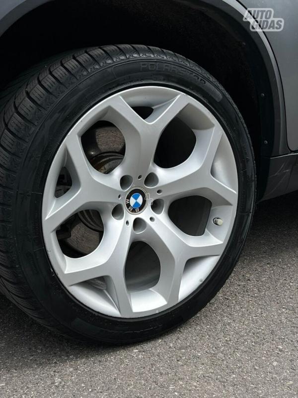 Pelēks BMW X5 2008 Kauņa, ar dzinēja tilpumu 4.80 L un nobraukumu 326 tūkst. km par 5650 €, foto 5 vietnē AUTOMOTO.COM.LV