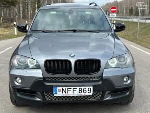 Grey BMW X5 2008 in Kaunas, with an engine capacity of 4.80 L and mileage of 326 thousand km for 5650 €, photo 9 on AUTOMOTO.COM.LV